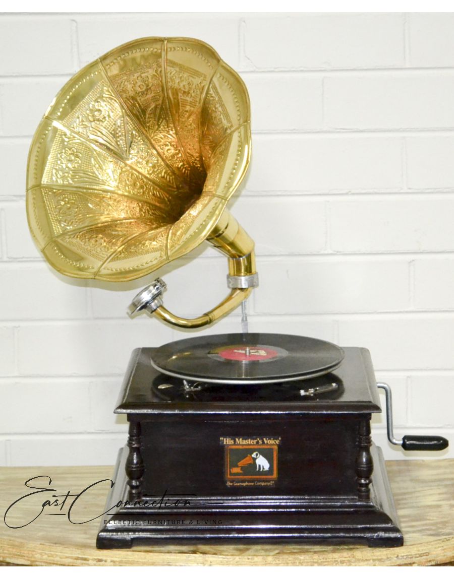 wind up gramophone